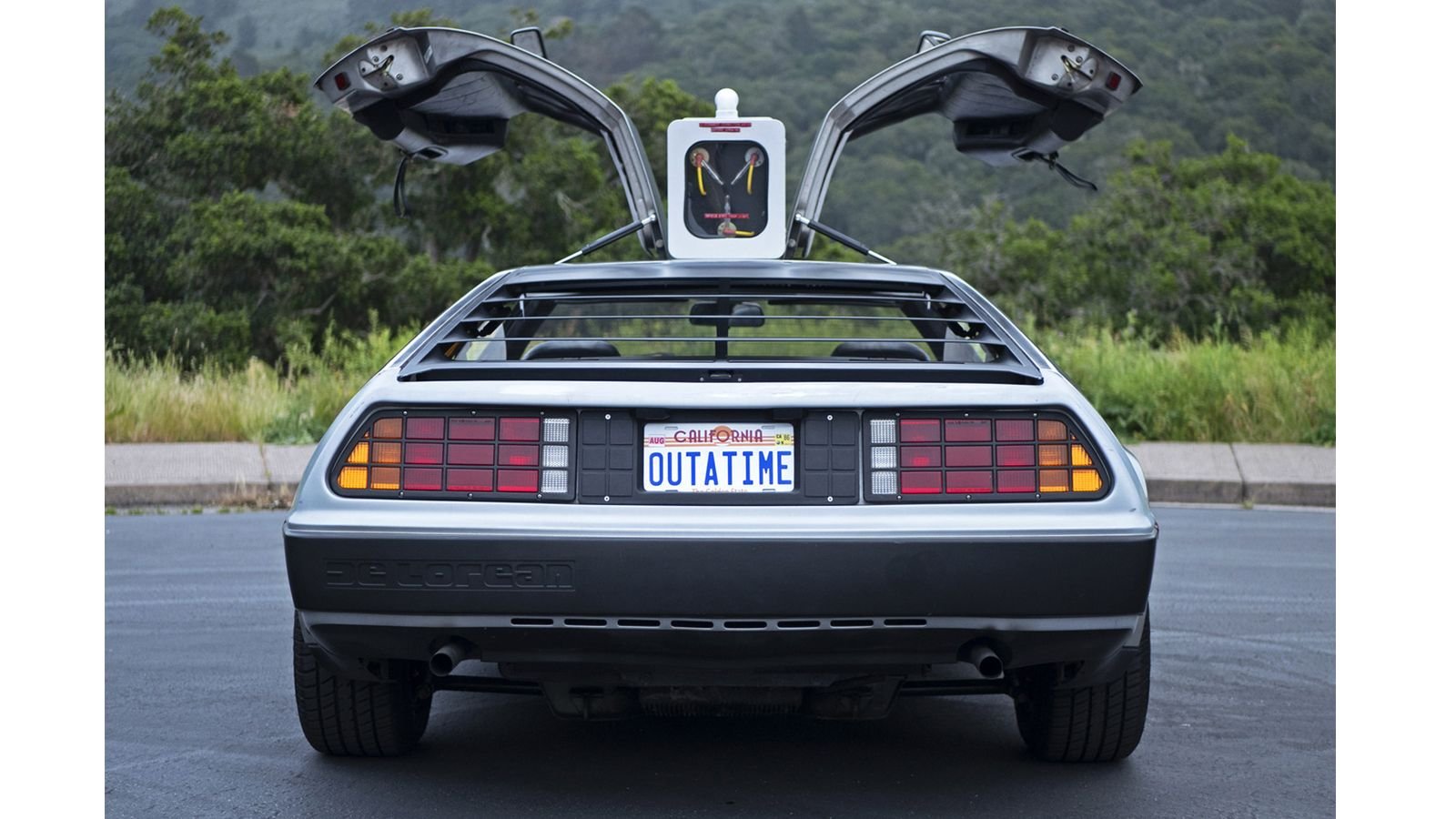 The DeLorean May Return as an EV | 6speedonline