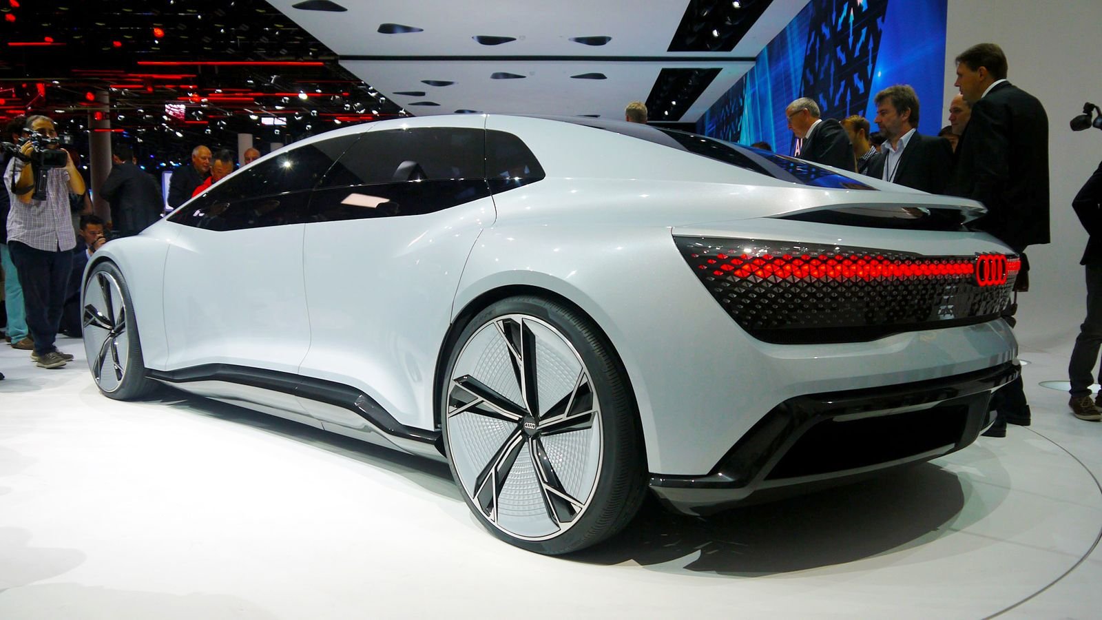 Autonomous Driving Made Simple With the Aicon Concept | Audiworld