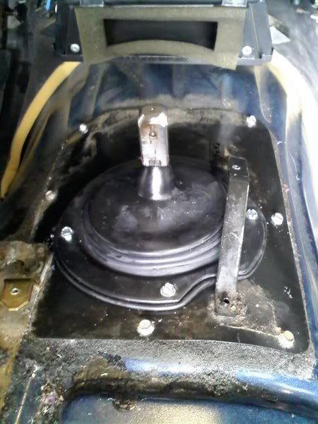 Jeep Cherokee 1984-1996: How to Replace/Repair the Shifter Boot | Cherokeeforum