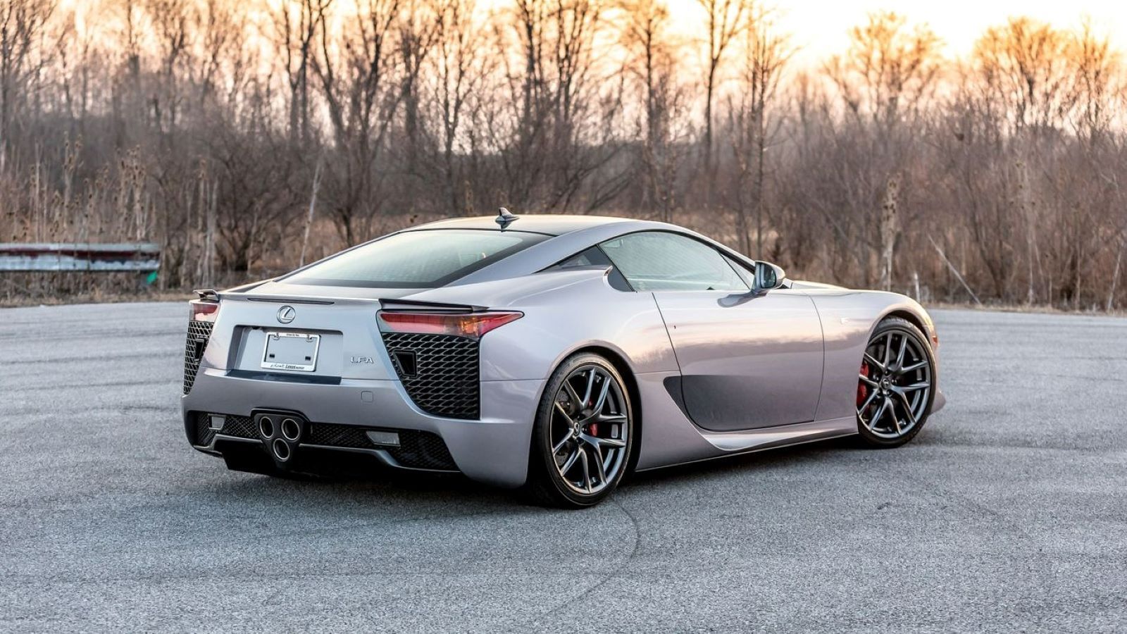 Gorgeous Lexus LFA Is Perfection on Wheels | Clublexus