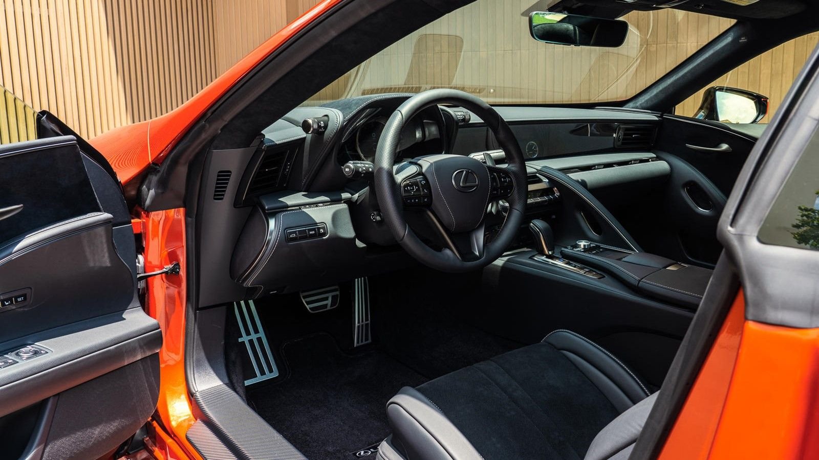LC 500 Adds Attractive Orange Hue for 2021 | Clublexus