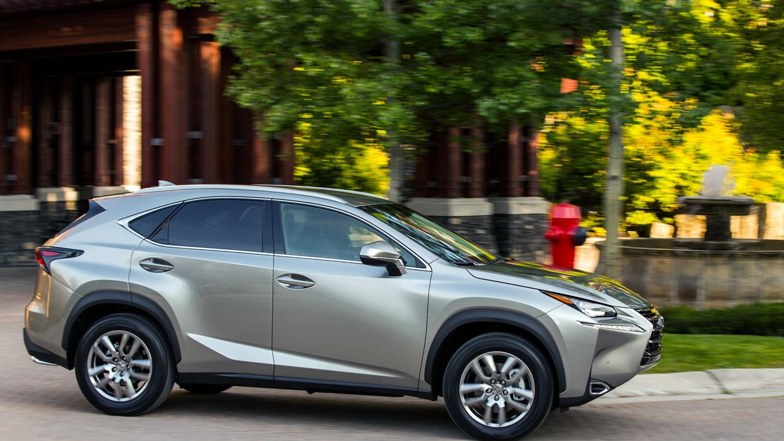 7 Slides That Give You The Skinny on Owning a Hybrid | Clublexus