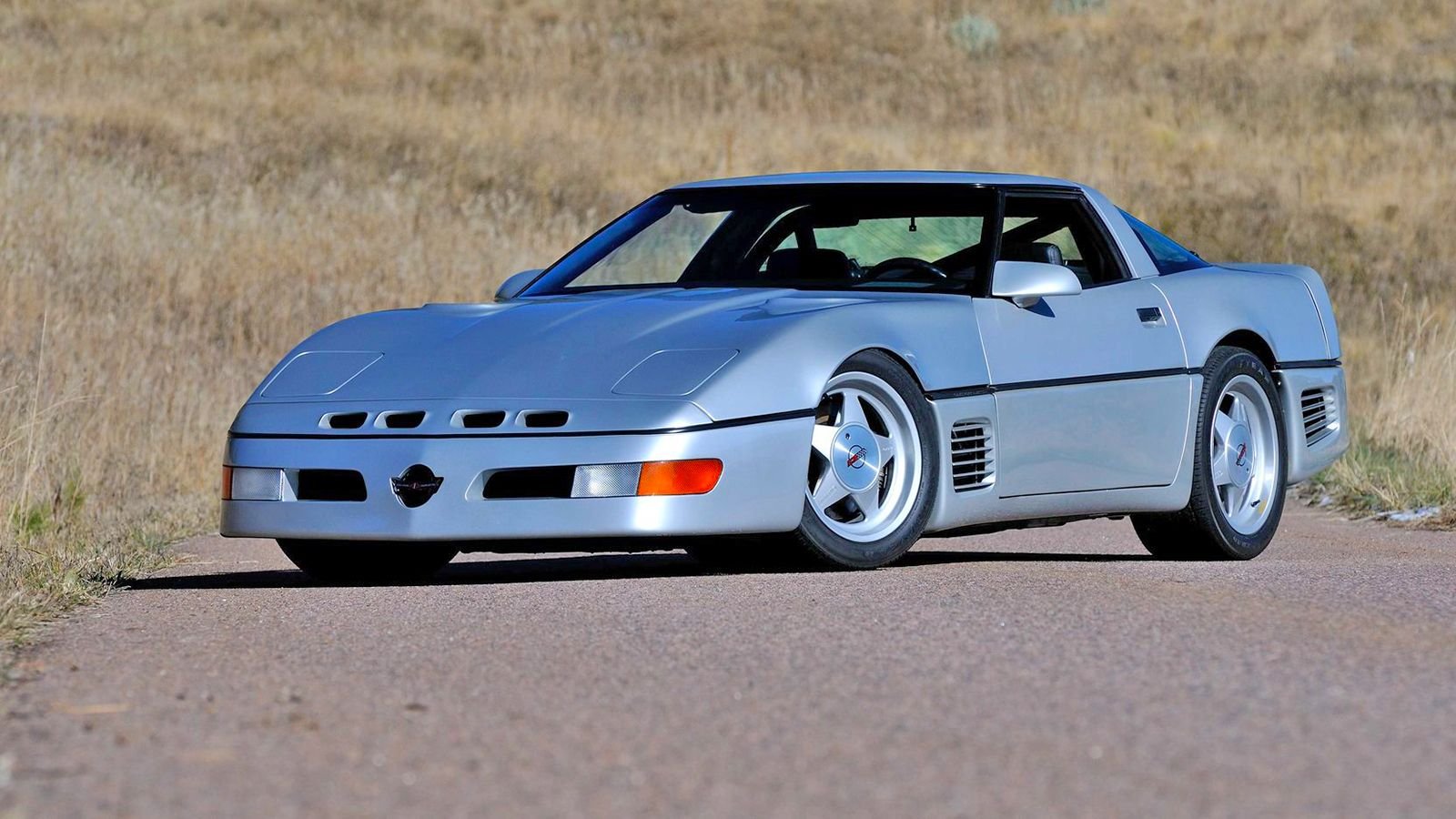 An In-Depth Look at the Nearly 900HP Callaway Sledgehammer C4 ...