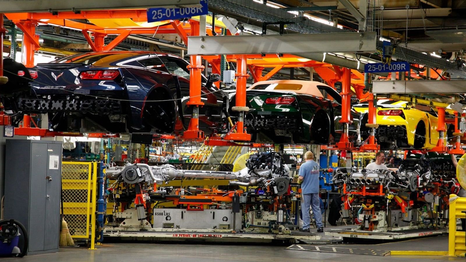 6 Things to See and Do at the Bowling Green Corvette Factory ...