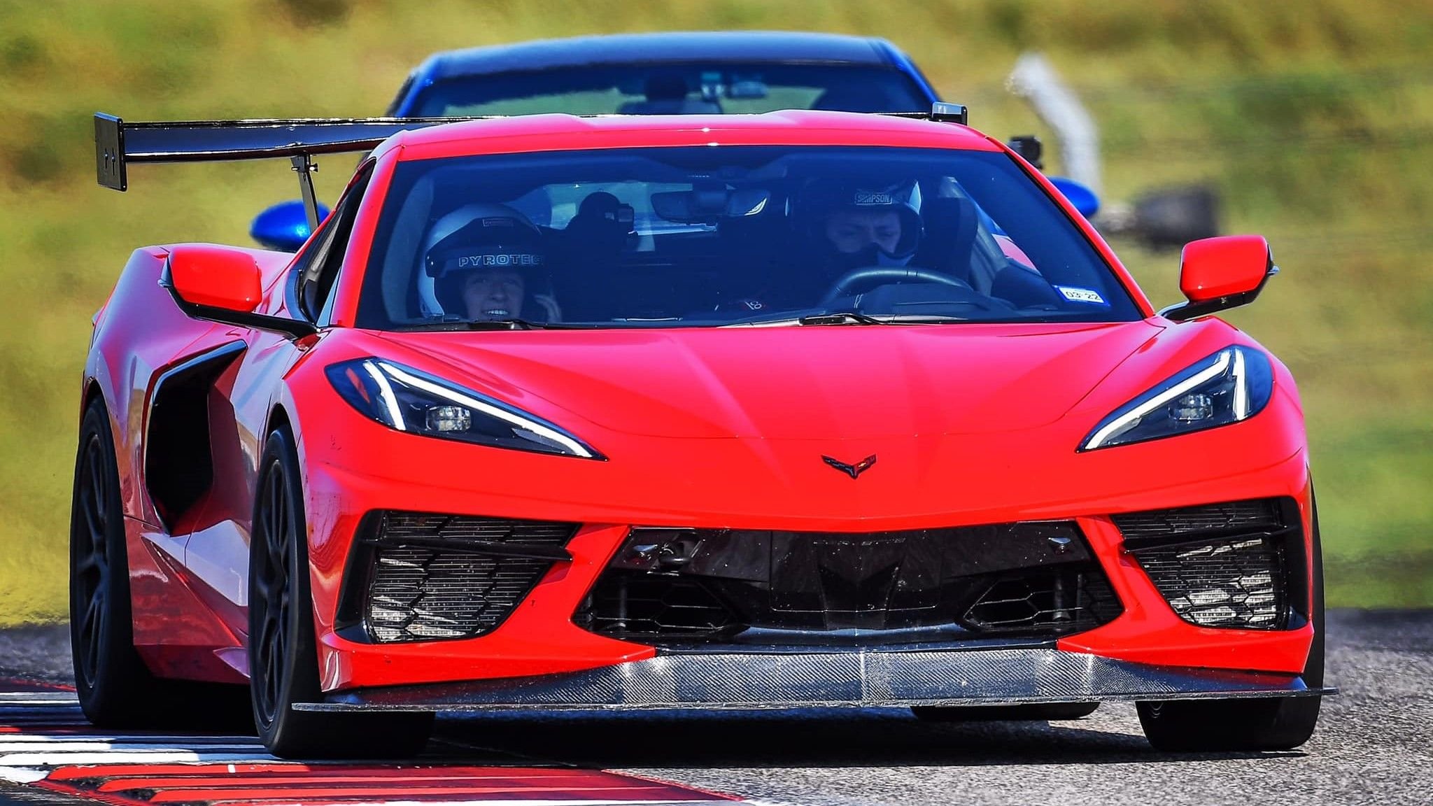 LG Motorsports Builds the Biggest C8 Wing Around | Corvetteforum