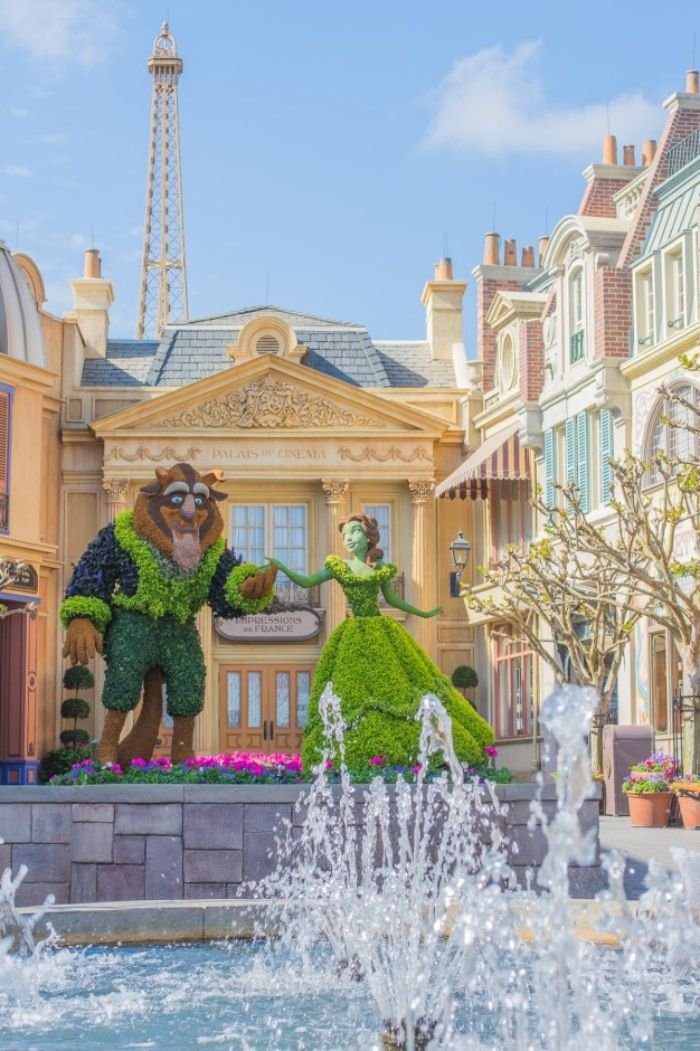 The Happiest Places On Earth: Landscaping Disneyland and Disney World ...
