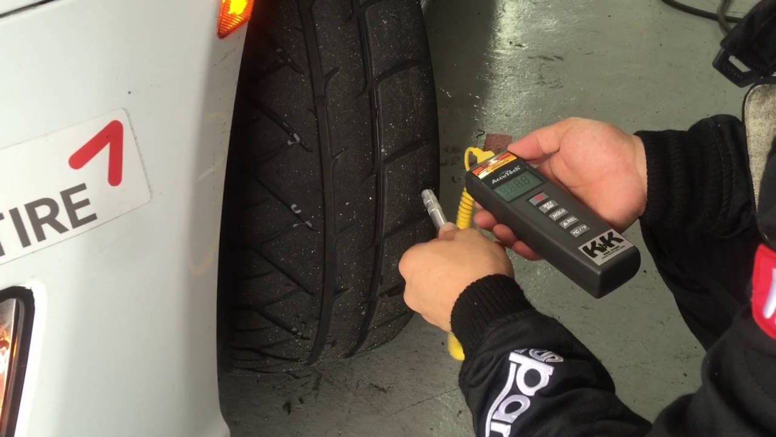 Using a Tire Pyrometer | Dodgeforum