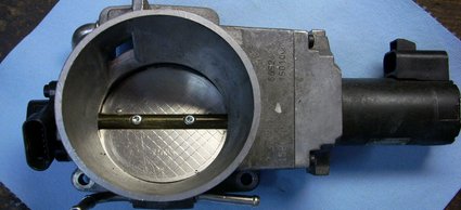 Installing a Throttle Position Sensor | DoItYourself.com