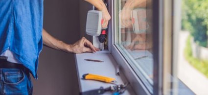 How to Fix Common Horizontal Sliding Window Problems | DoItYourself.com