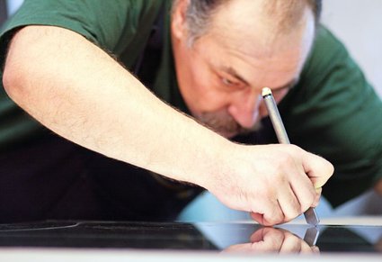 How to Cut a Mirror | DoItYourself.com