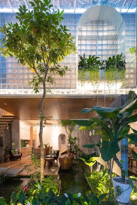 Vietnam’s Zen Coco House Connects to Family and Nature | Designs ...