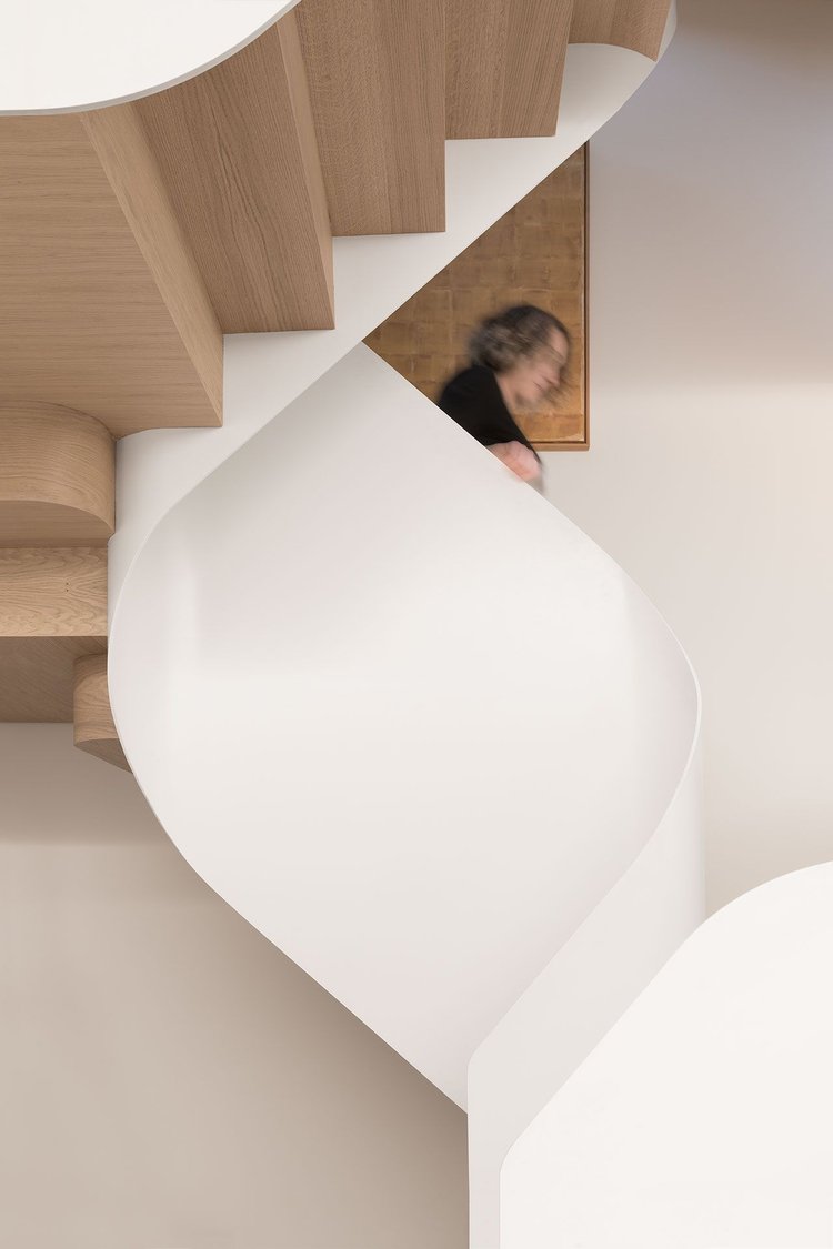 Light Falls: Timber Staircases Flow Through a Victorian House | Designs ...
