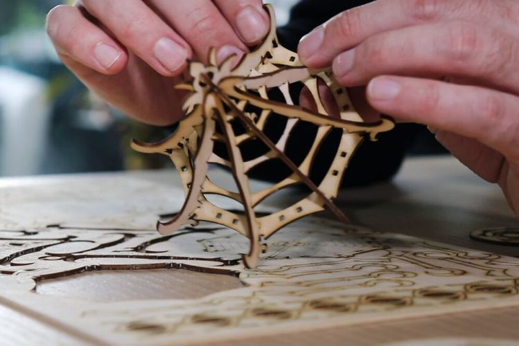 Build Your Own Tiny Treehouses With This DIY Model Kit | Designs ...