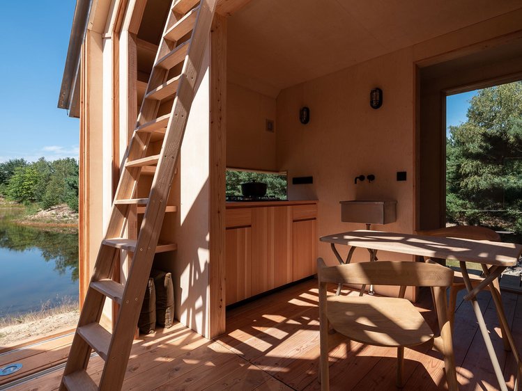 Sliding Cabin Lets in as Much (or as Little) Nature as You Want ...