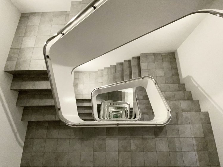 Surreal “Infinity Staircase” Installation Seems to Go On Forever ...