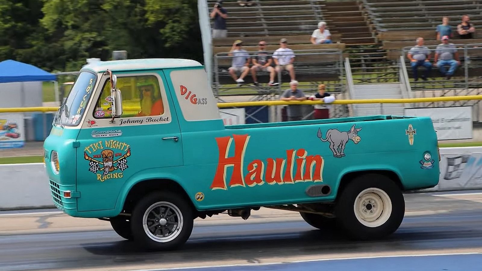 Pair of Ford Econolines Tear it up at the Drag Strip | Ford-trucks