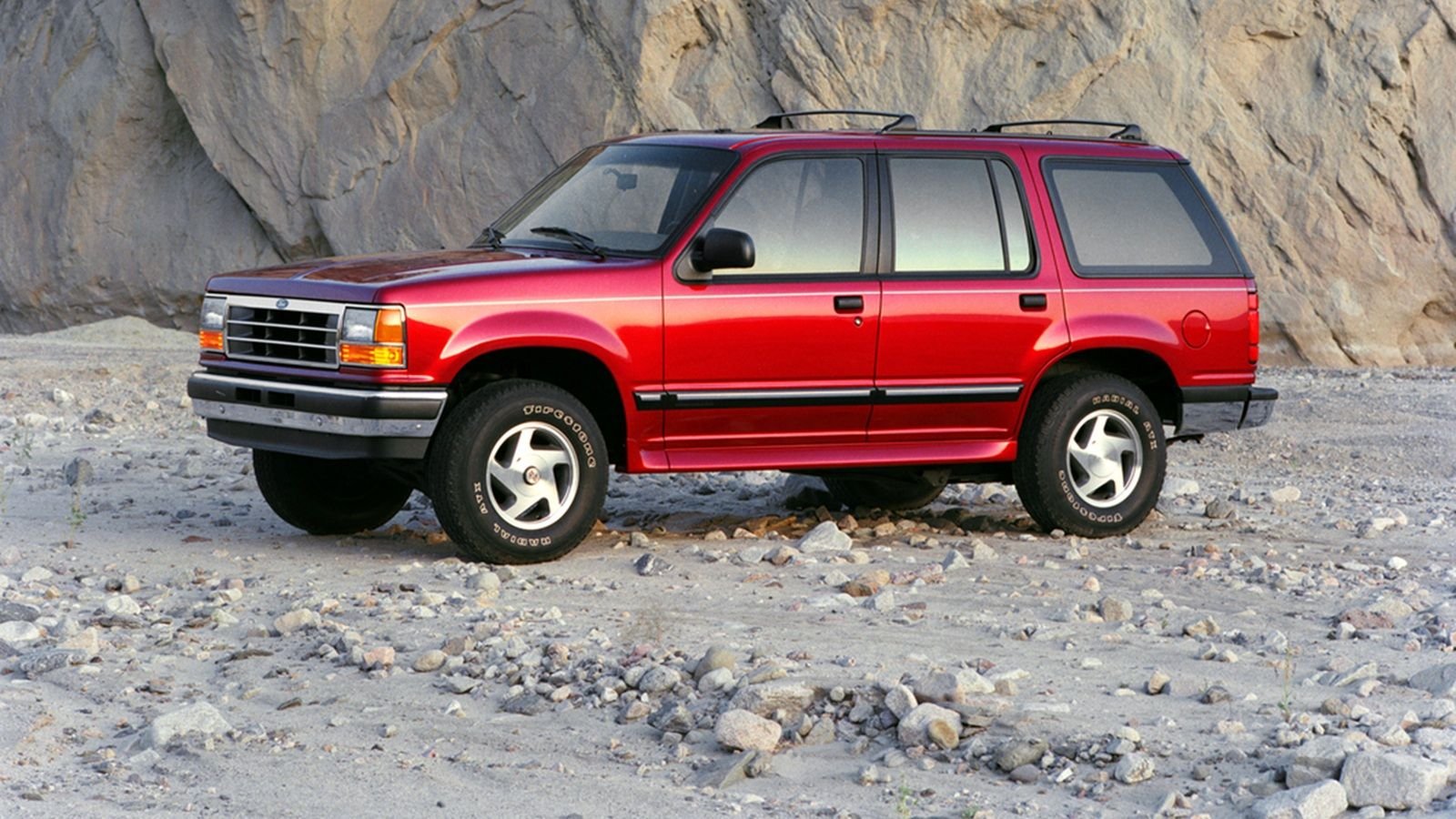 Top 10 WORST Ford Engineering Fails of All Time! | Ford-trucks