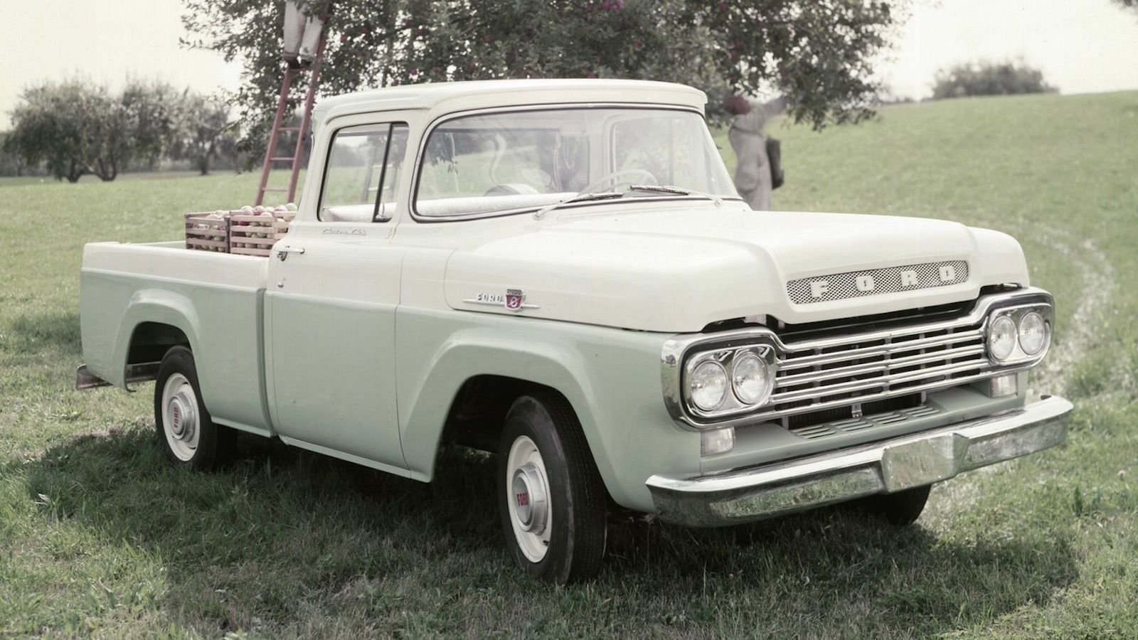 Check Out These Rare Vintage Ford Truck Photos | Ford-trucks