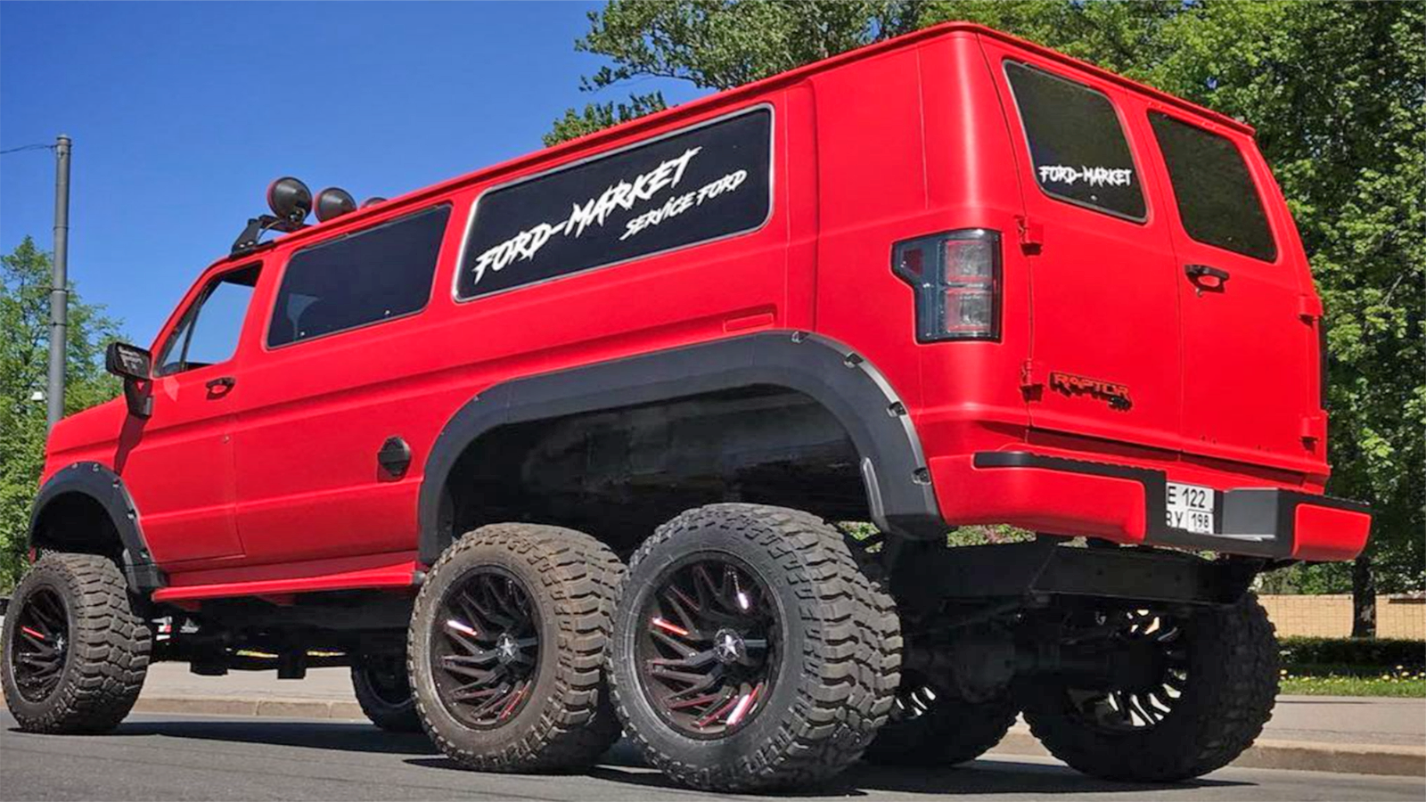 6x6 Raptor Bus is Everything to Us Right Now | Ford-trucks