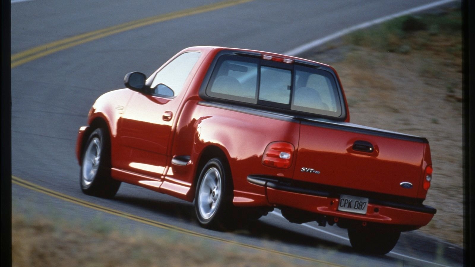 10 Reasons the 2nd-Gen SVT Lightning is the Greatest Ford Truck of All ...