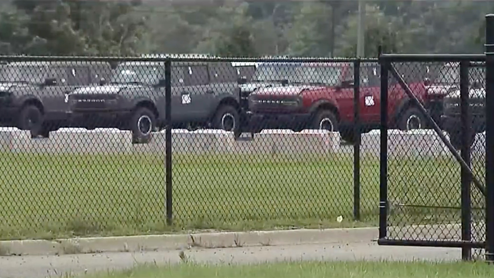 Ford Bronco Stolen Off Factory Lot Sold to Unsuspecting Victim for $75K ...