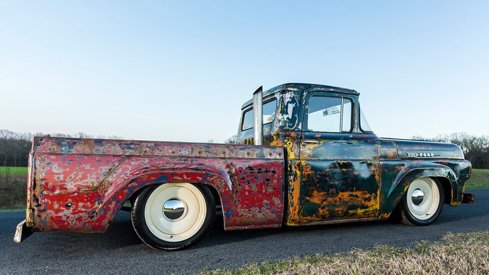 Airy and Patina’d: Caterpillar-Motivated F-100 | Ford-trucks