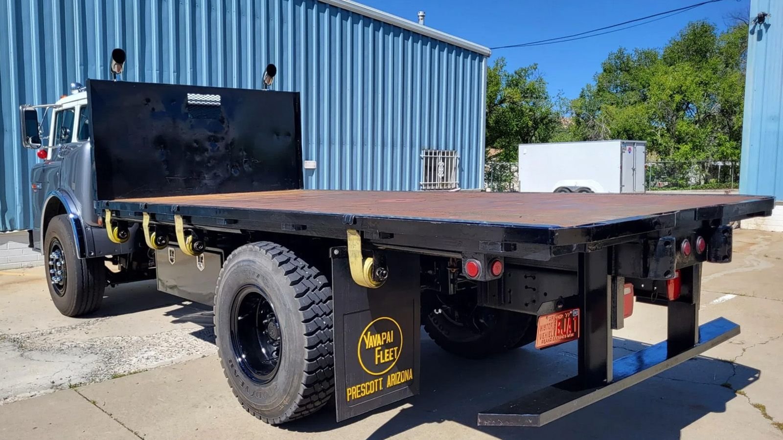 Former Firefighter Now Ready for Flatbed Loads | Ford-trucks