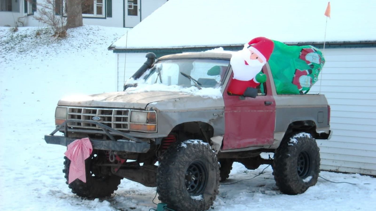 8 Trucks Santa Sometimes Uses Instead of a Sled | Ford-trucks