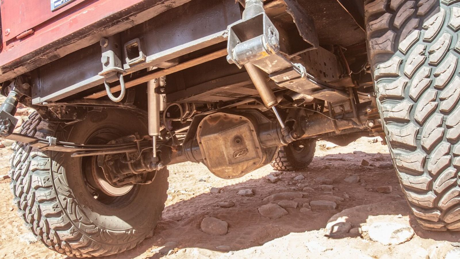 V10 Super Duty Rock Crawler Conquers Nature | Ford-trucks