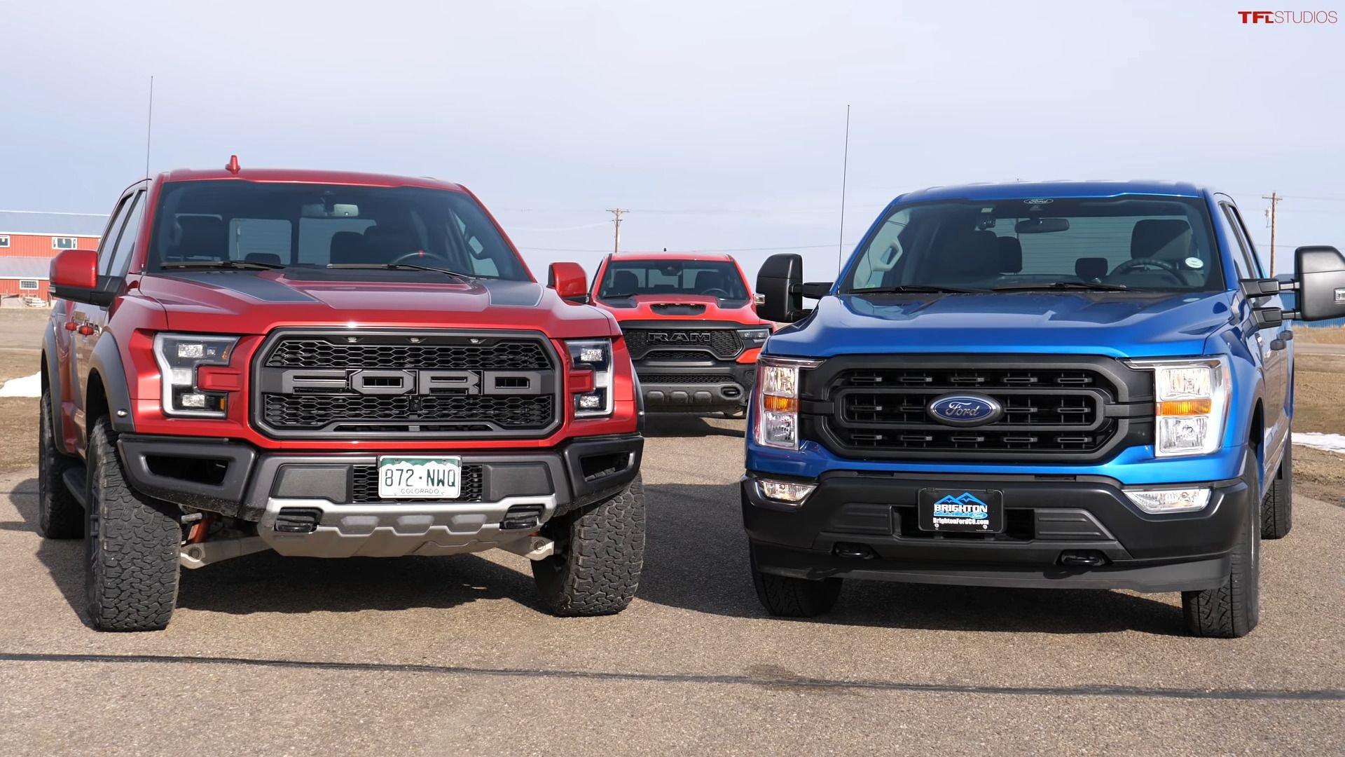 2021 Ford F-150 XL Beats Raptor in a Drag Race | Ford-trucks