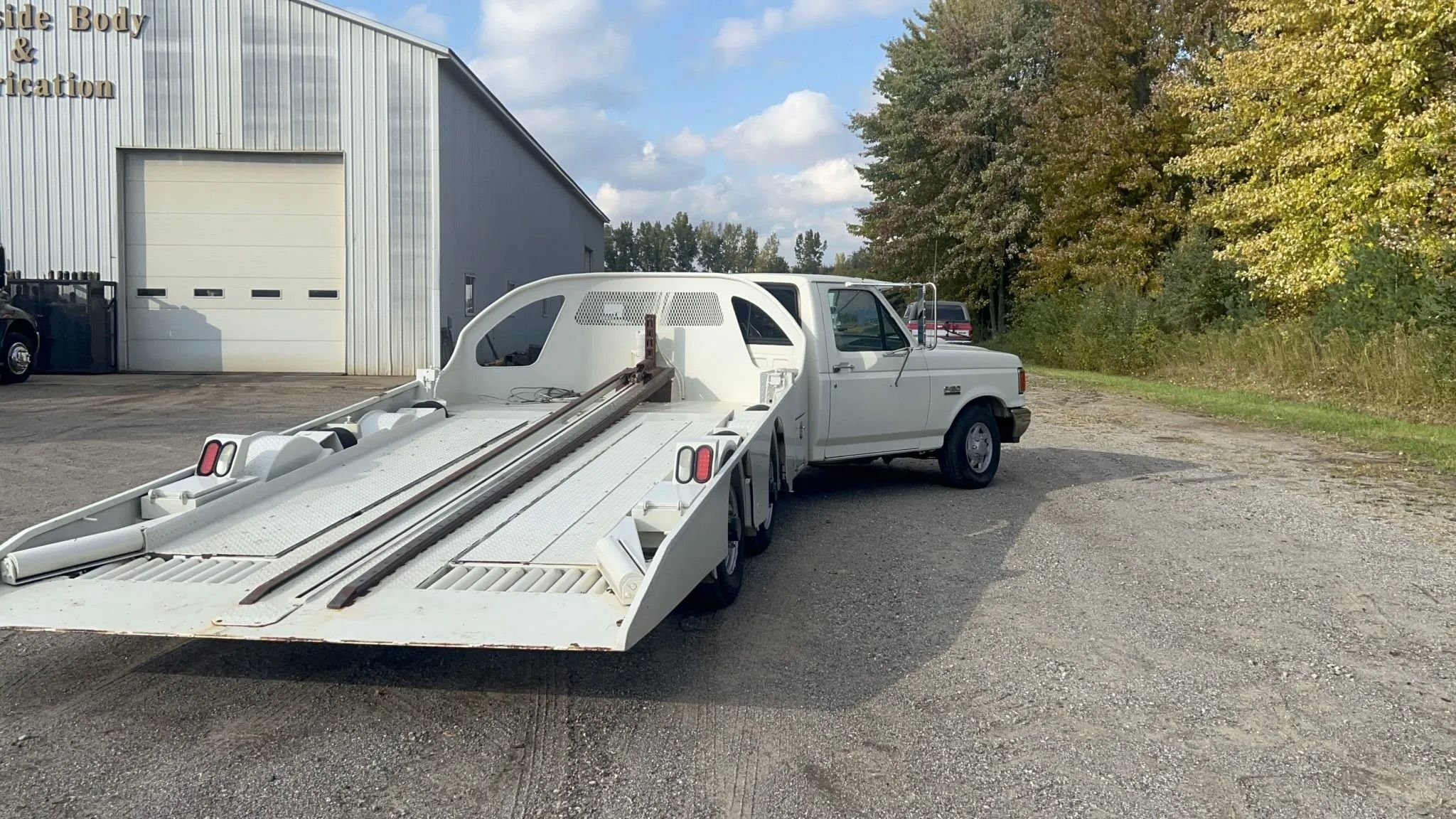 Articulating Ford Ramp Truck Is a Cool Homebuilt Project | Ford-trucks