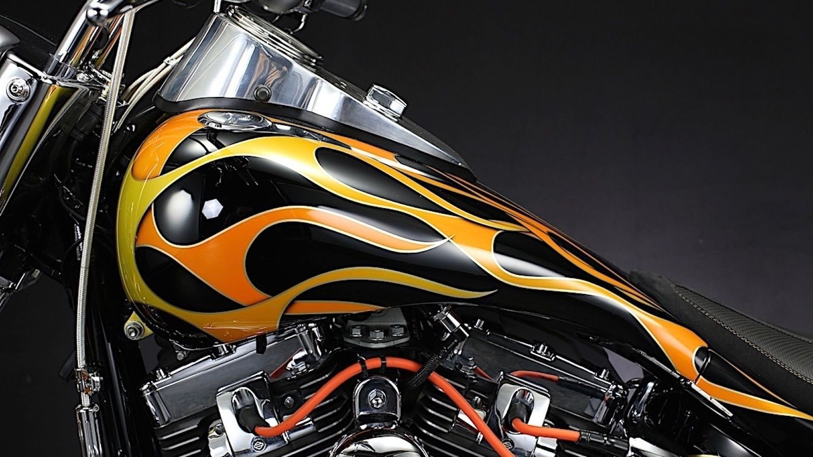 Flamed Fat Boy Is a Proper 90s-Style Ride | Hdforums