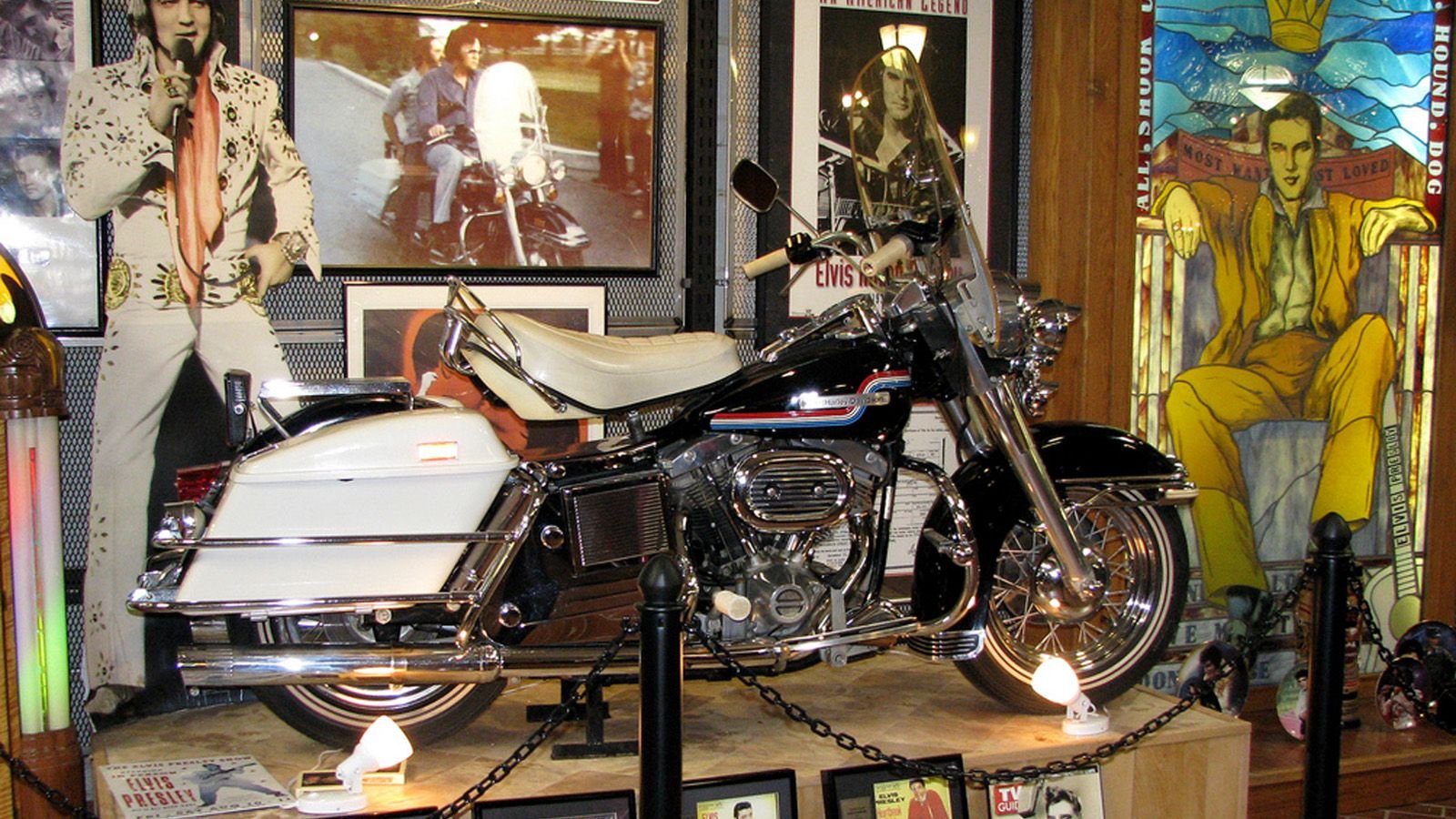 Elvis Presley and his Electra Glides: A King's Collection | Hdforums