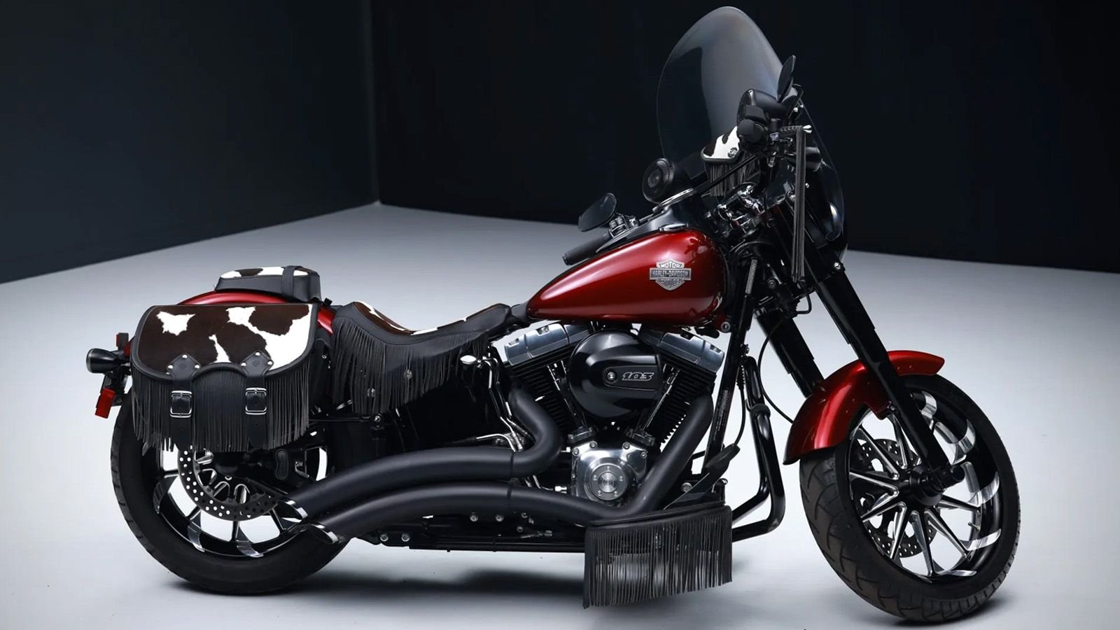 Softail Slim Hoofs it as Moo Glide Throwback | Hdforums