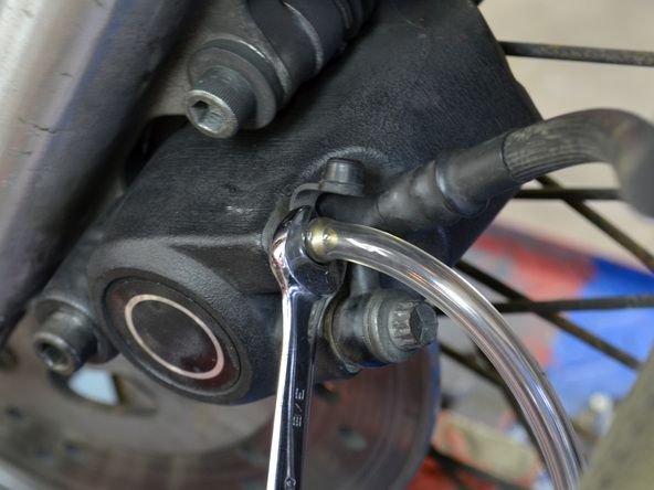 Harley Davidson Softail: How to Replace Brake Line | Hdforums