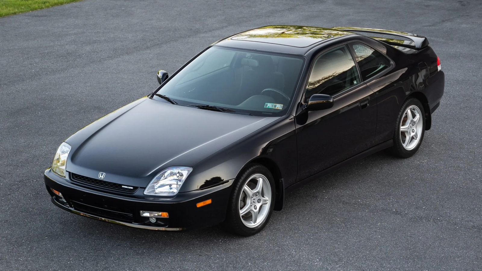 Low Mile, Unmodified 2001 Honda Prelude Sells For Luxury Car Money ...
