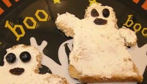 Ghost Toast: Breakfast with a Boo | www.justmommies.com