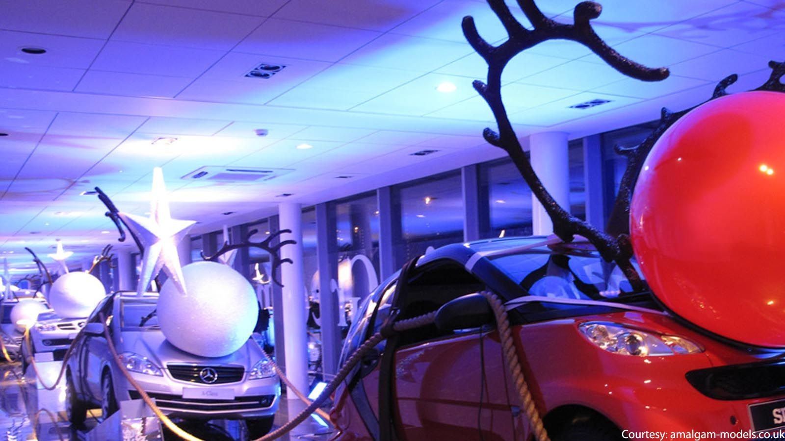 5 Ways to Decorate Your Mercedes-Benz for Christmas | Mbworld