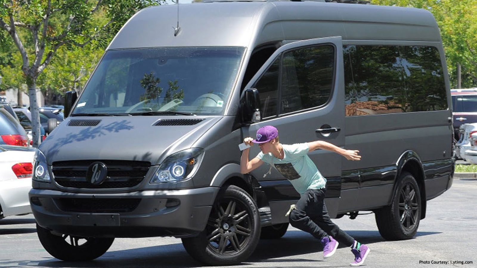 7 Celebrities Who Drive a Mercedes-Benz | Mbworld