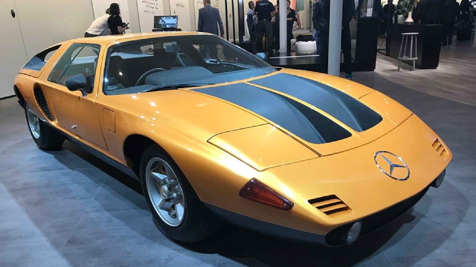 Slideshows: Mercedes C111 Concept Appears Again at Frankfurt Motor Show ...