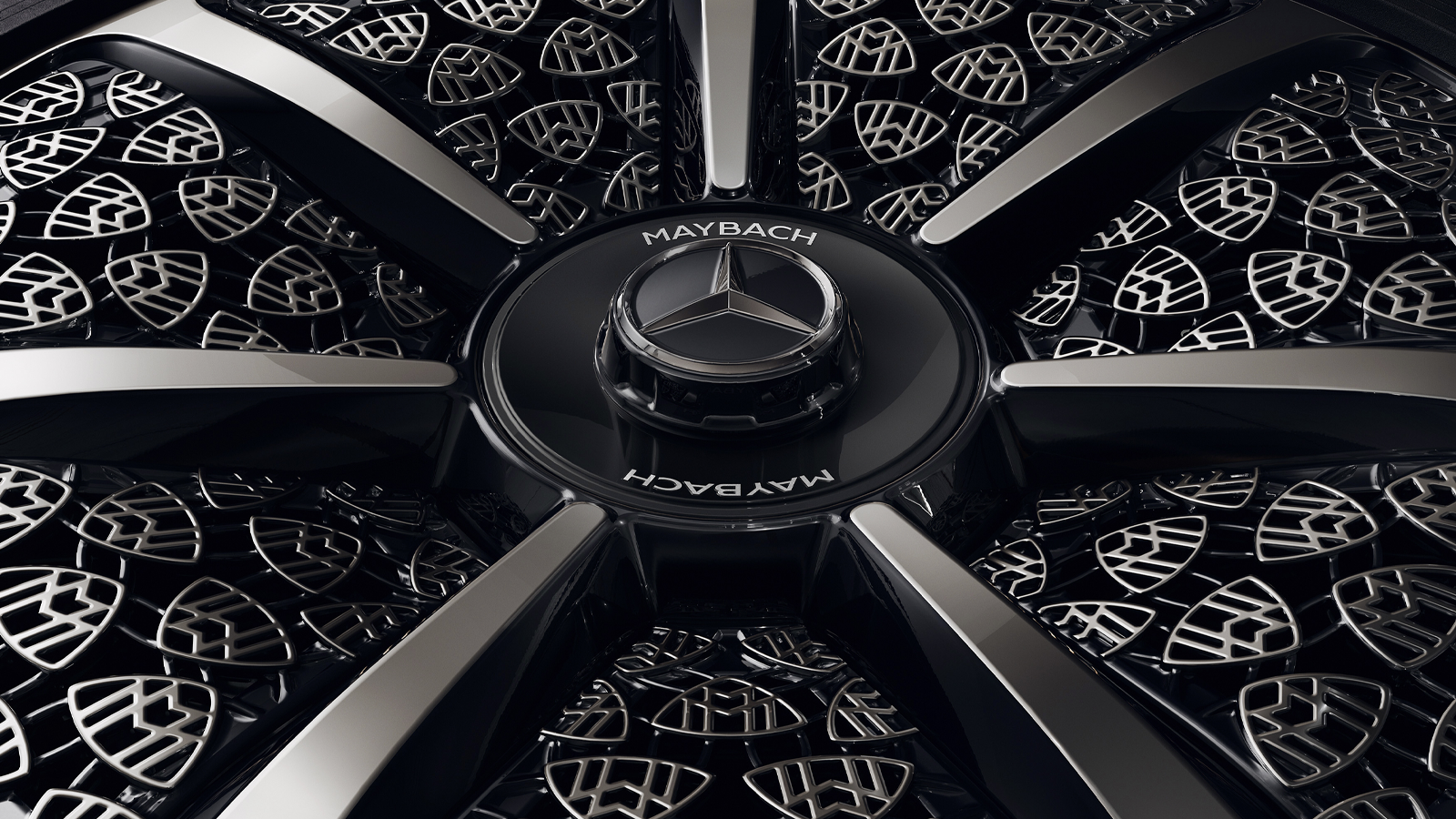 Maybach Night Series Package Introduces Fashionable Opulence | Mbworld