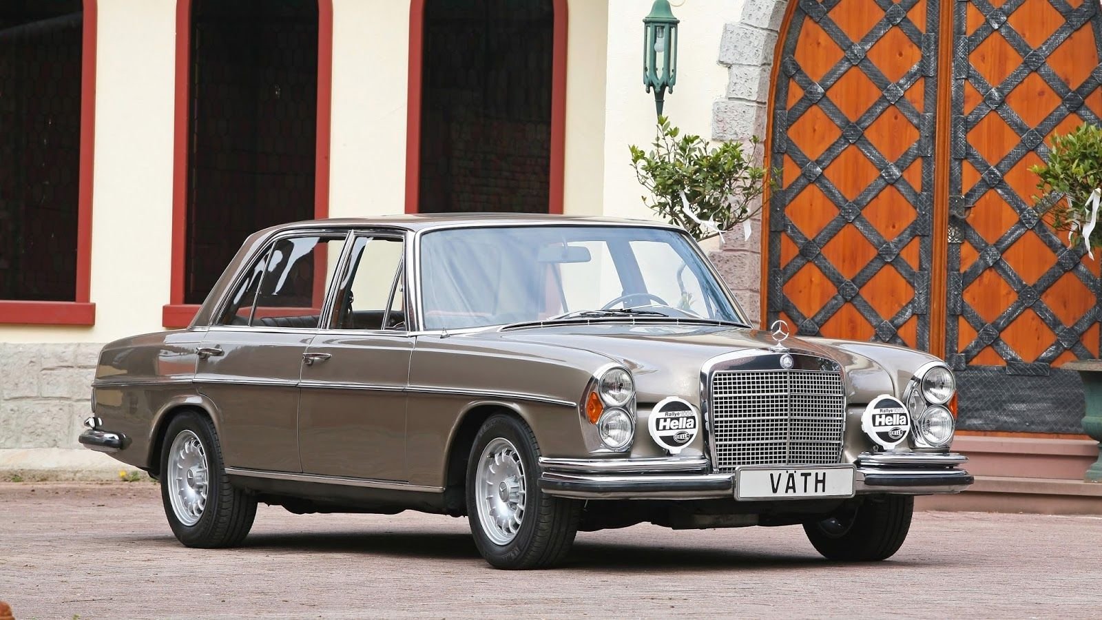 Mercedes 300 SEL 6.3: Ultimate Luxury | Mbworld
