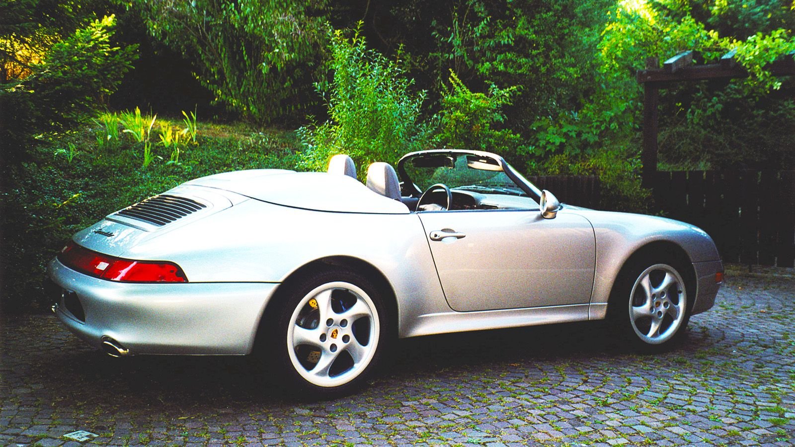 Some Quick Pics in Appreciation of the 993 Speedster | Rennlist