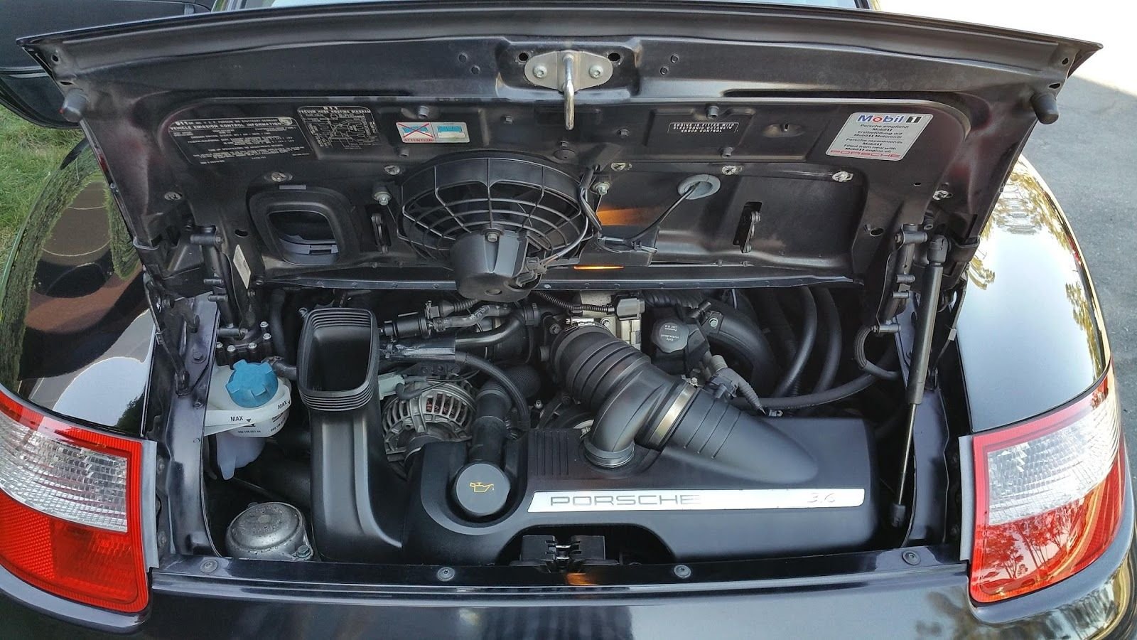 Daily Slideshow: Why The Infamous 996 Is The Porsche You Should Buy ...