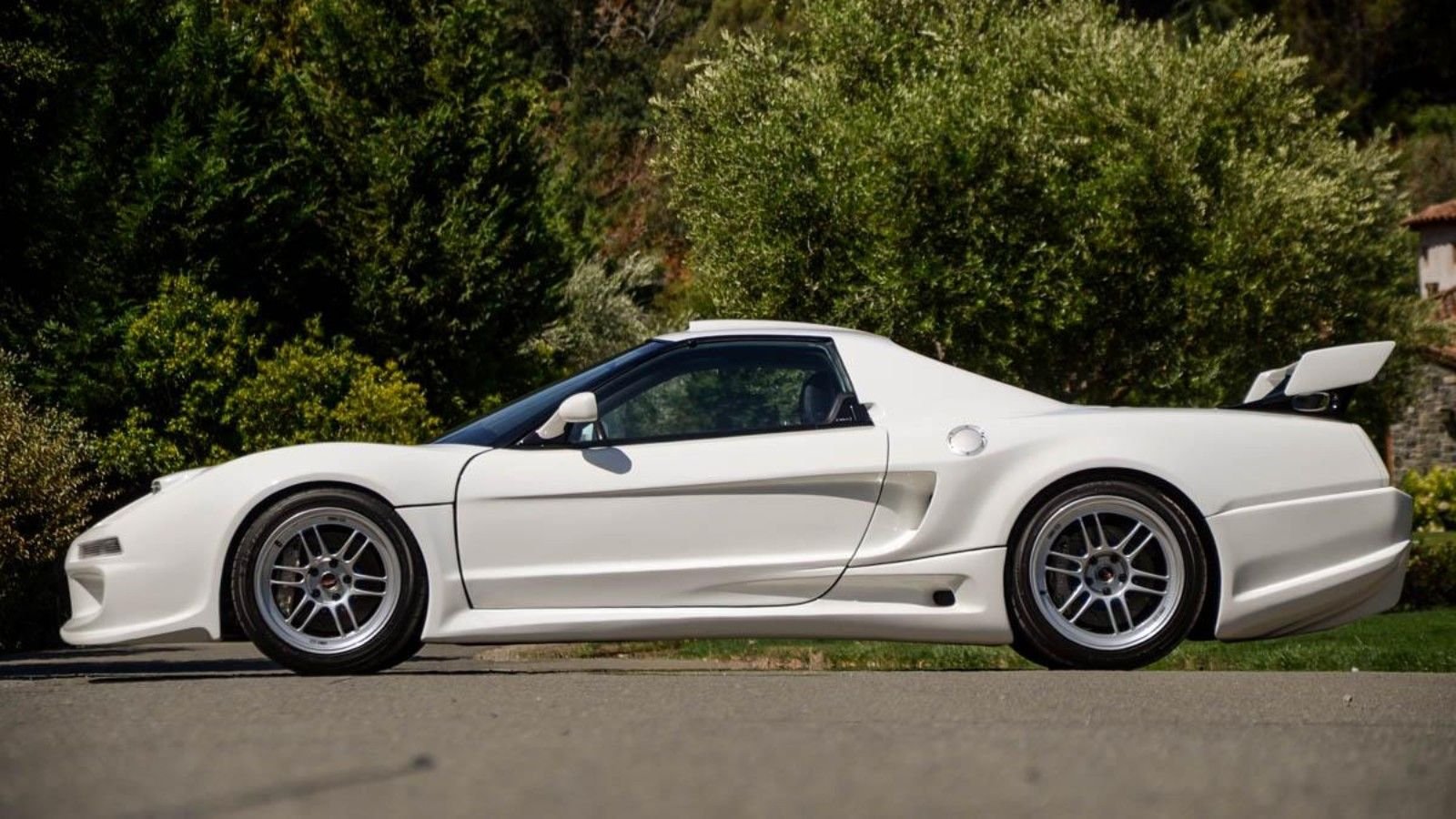 Supercharged Widebody NSX Plays the Temptress | S2ki