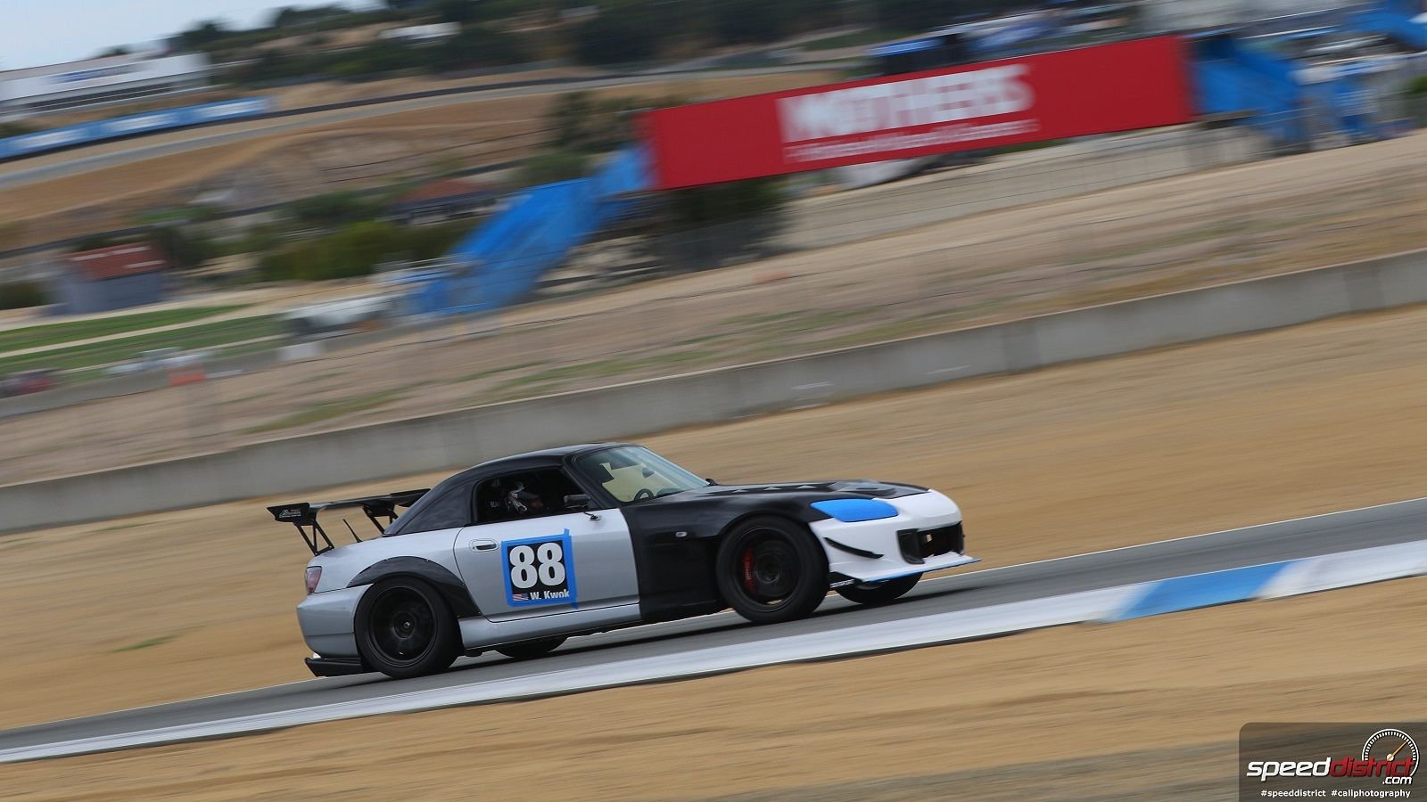 AP2 S2000 Built to Be a Weapon on Track | S2ki