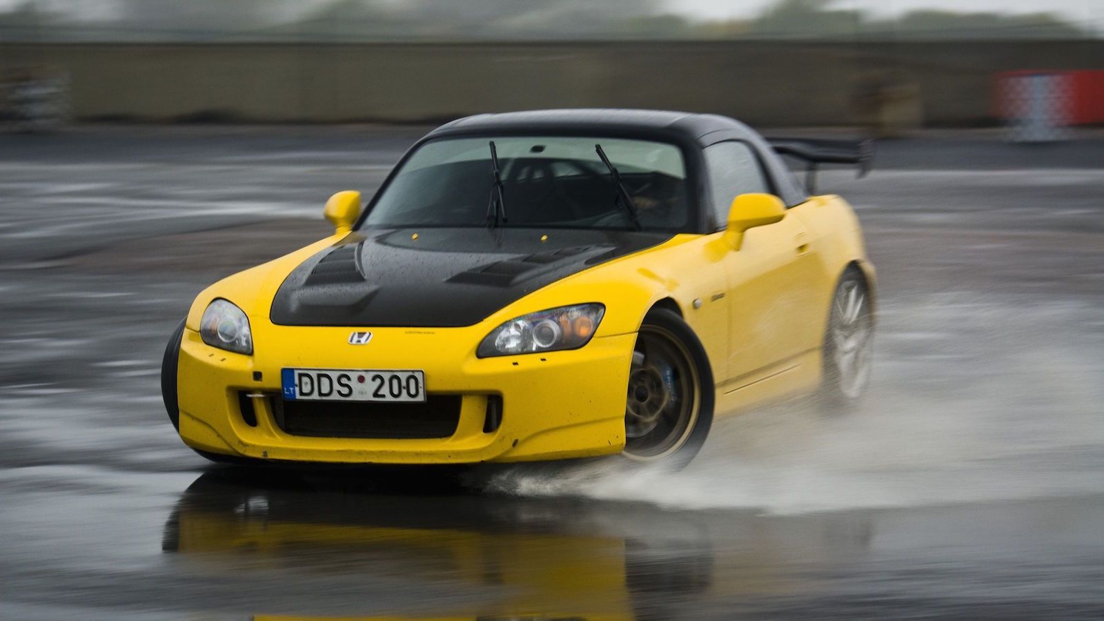 Master Drifting: A Guide to the Slide | S2ki