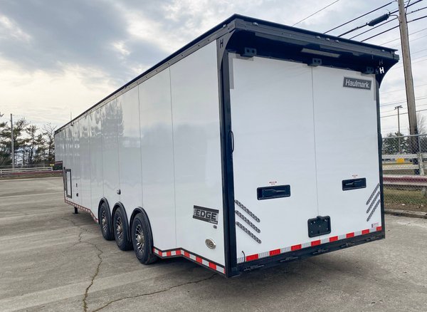 2023 Haulmark 40 FT Edge Gooseneck White with Black Out Trim for Sale ...