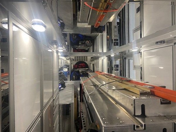 2017 Renegade 1400 Toterhome w/ Lift Gate Stacker Trailer for Sale in ...