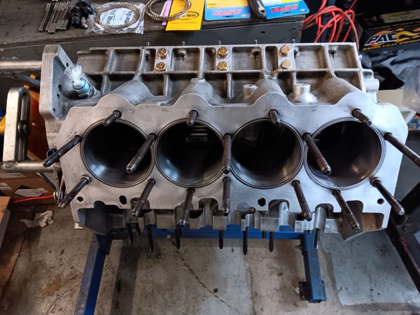 565 BB/CHEV BRODIX SOLID ALUMINUM BLOCK, WINBERG GRP for Sale in Cleves ...